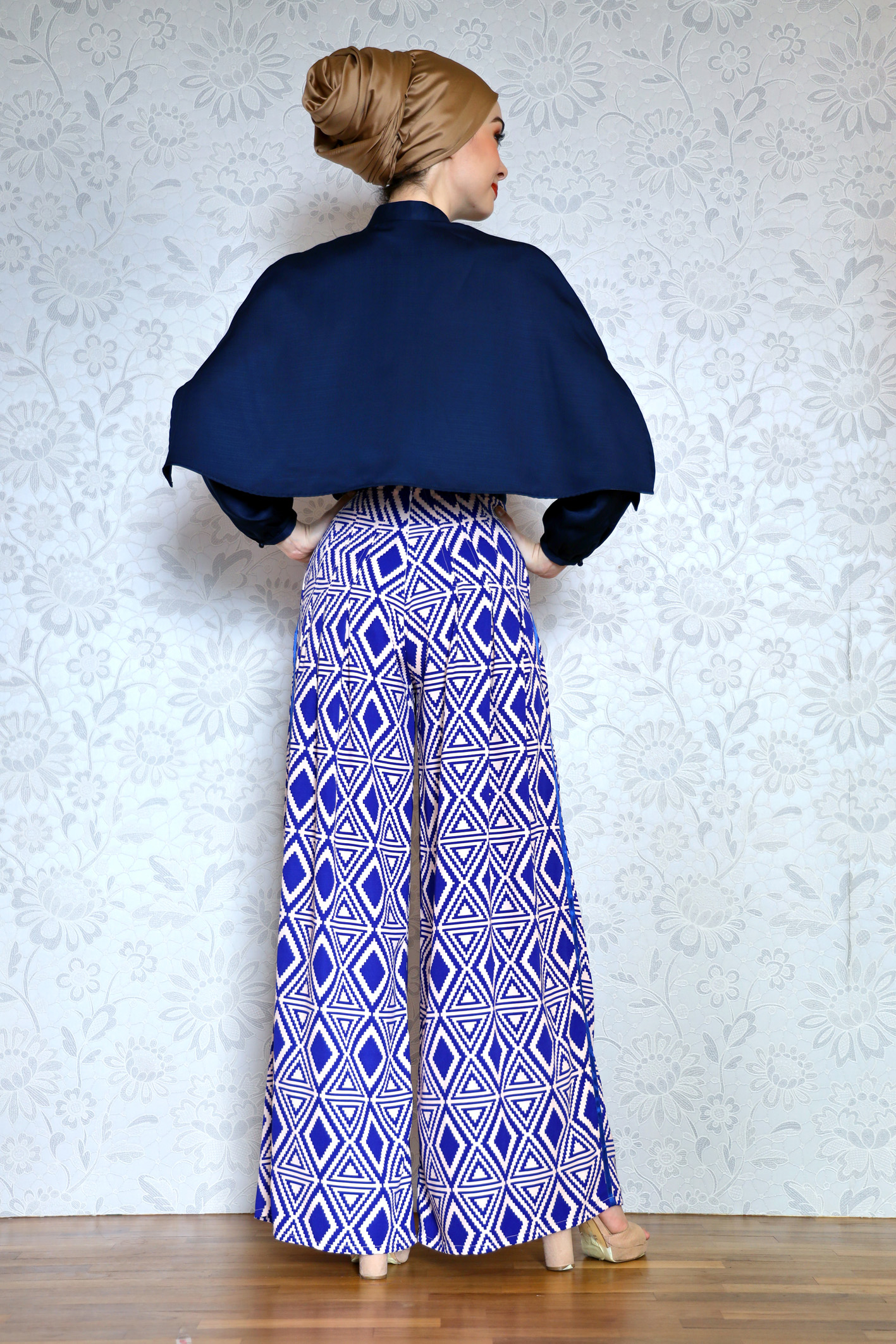 NANCY GEOMETRY PATTERN PALAZZO PANTS – The WonderLand Fashion | Wear ...